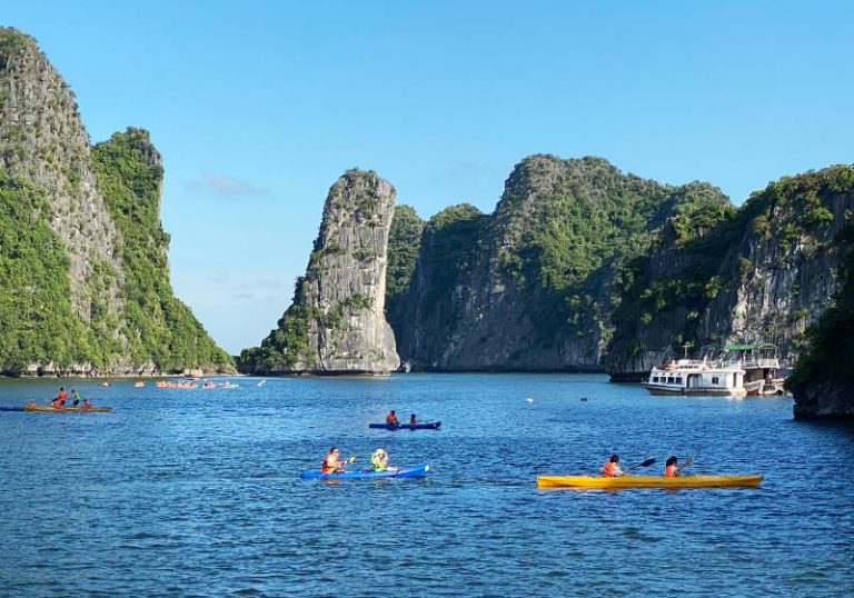 Bến Bèo Cát Bà - Khám phá làng chài cổ nhất Việt Nam